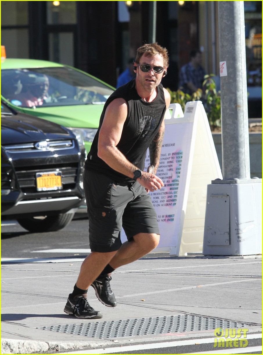 Seann William Scott Stays Fit With a Saturday Morning Run: Photo ...