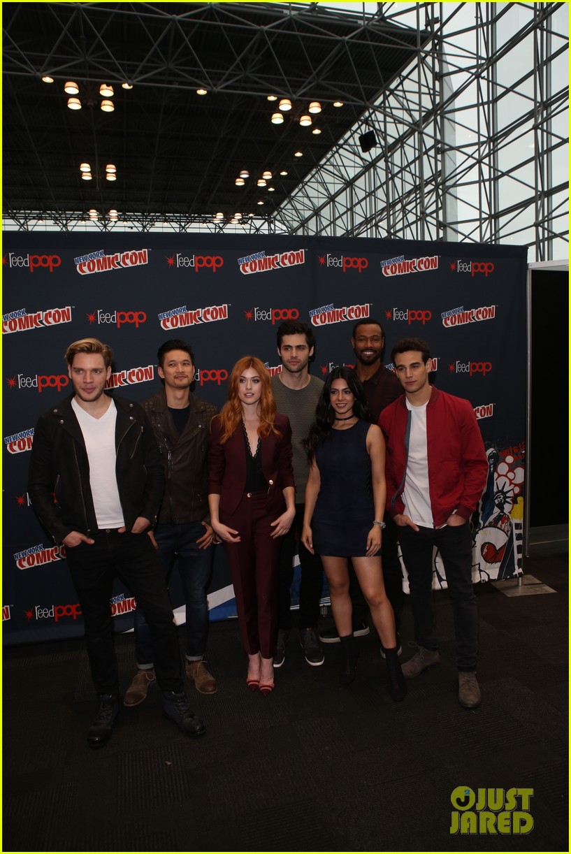 'Shadowhunters' Cast Debut New Trailer & Premiere Date at New York ...
