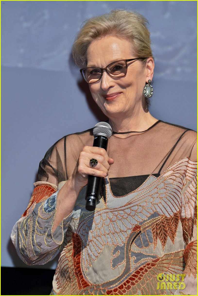 Meryl Streep Attends 'Florence Foster Jenkins' Premiere at Tokyo Film ...