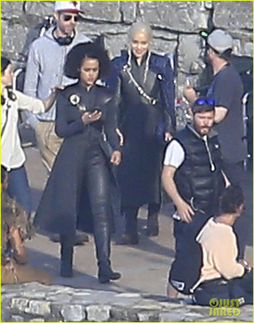 Two 'Game of Thrones' Characters Meet in Spoiler-Filled Set Pics: Photo ...