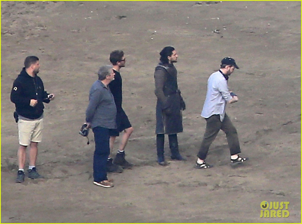 Two 'Game of Thrones' Characters Meet in Spoiler-Filled Set Pics: Photo ...