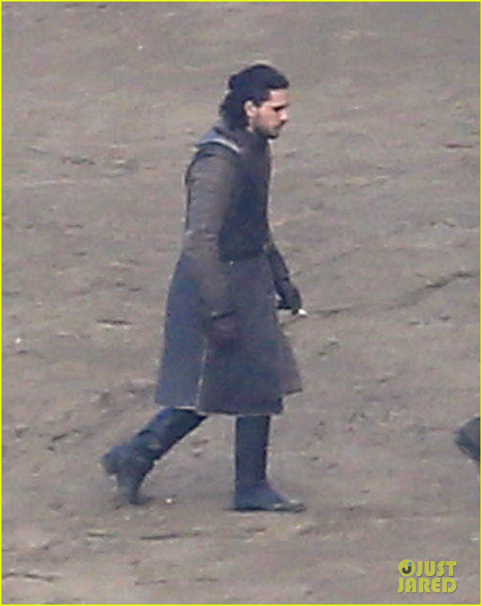 Two 'Game of Thrones' Characters Meet in Spoiler-Filled Set Pics: Photo ...