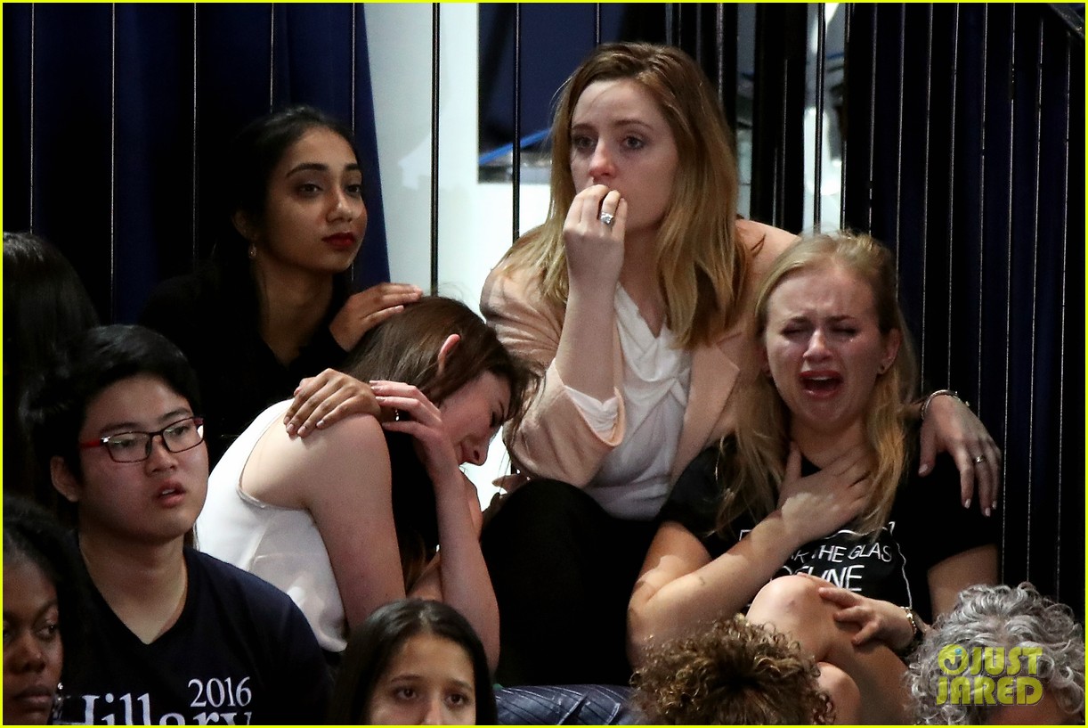 Photos from Hillary Clinton's Election Night Event Are Devastating to ...