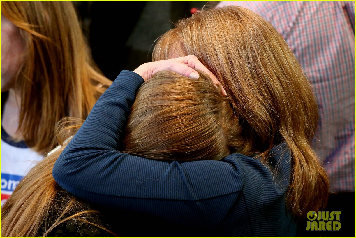 Photos from Hillary Clinton's Election Night Event Are Devastating to ...