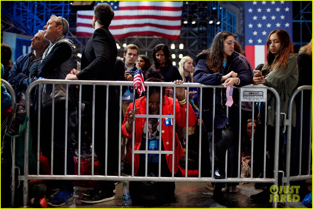 Photos from Hillary Clinton's Election Night Event Are Devastating to ...