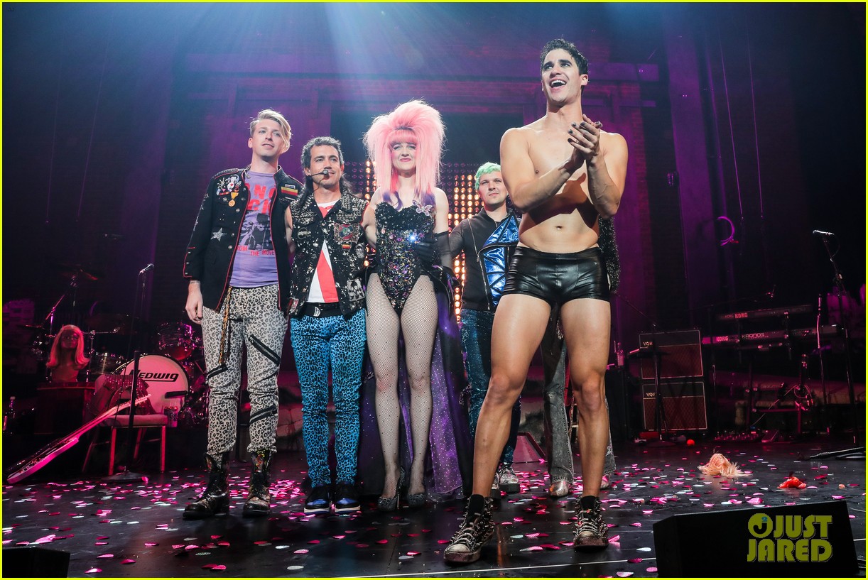 Darren Criss Bares Ripped Body During 'Hedwig' LA Opening!: Photo 3801574 | Broadway, Darren ...