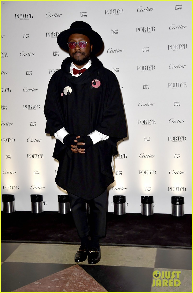 Benedict Cumberbatch & Pregnant Wife Sophie Hunter Celebrate Incredible ...