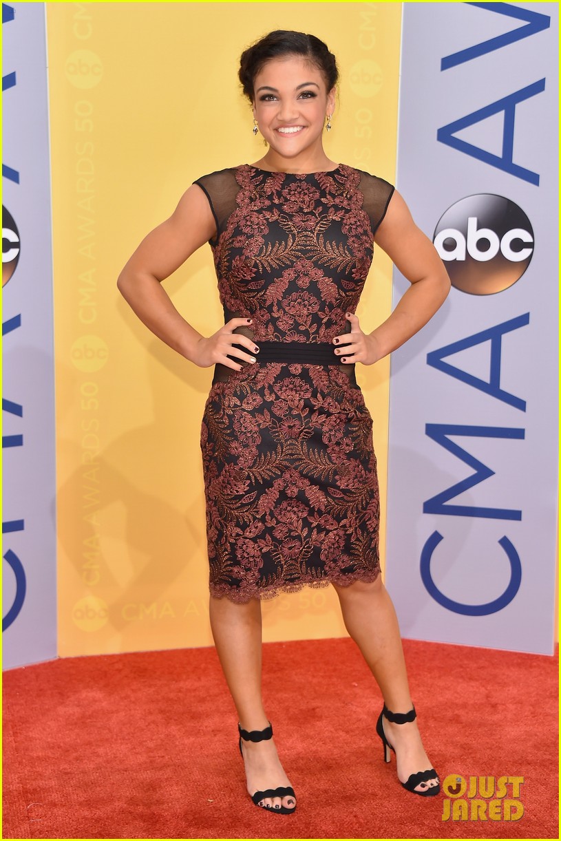 Simone Biles & Gabby Douglas Hit CMA Awards 2016 with Final Five: Photo ...