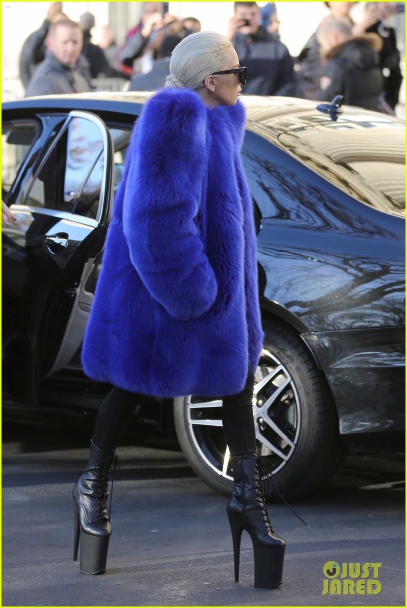 Lady Gaga Wears Statement Blue Coat in Paris: Photo 3817410 | Lady Gaga ...