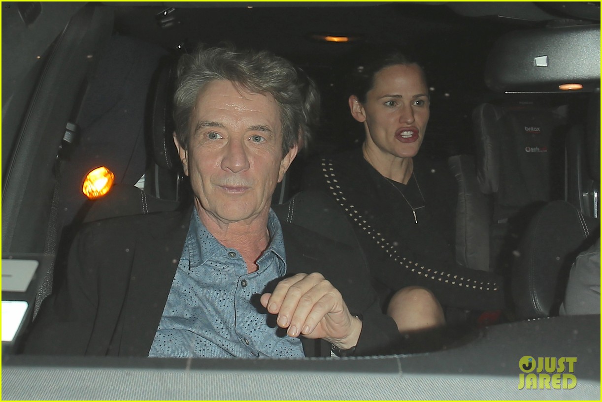 Alias' Jennifer Garner & Victor Garber Reunite for Dinner!: Photo ...