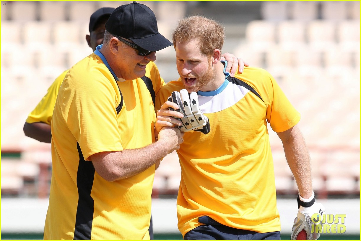 Prince Harry Wins Big on the Cricket Field!: Photo 3815504 | Prince ...