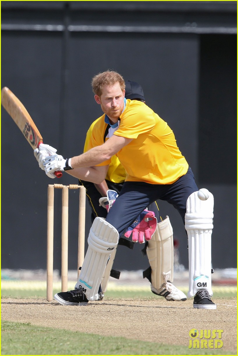 Prince Harry Wins Big on the Cricket Field!: Photo 3815508 | Prince ...