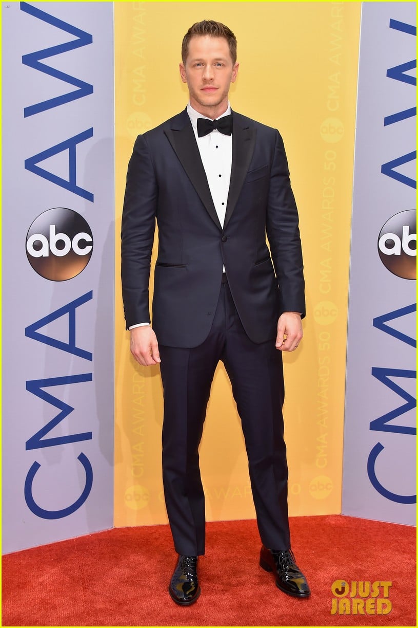 Matthew McConaughey & Josh Dallas Look Handsome At CMA Awards 2016 ...