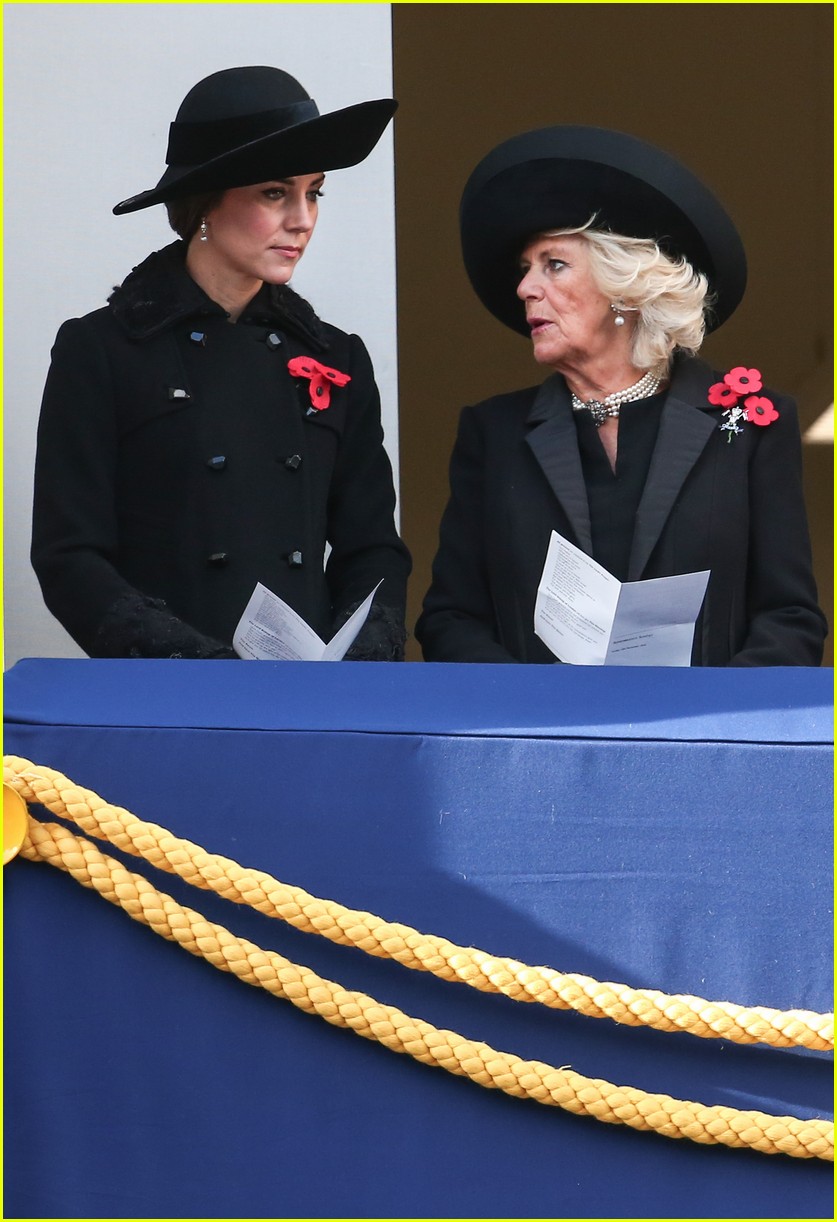 Kate Middleton & Prince William Attend Remembrance Sunday Services ...