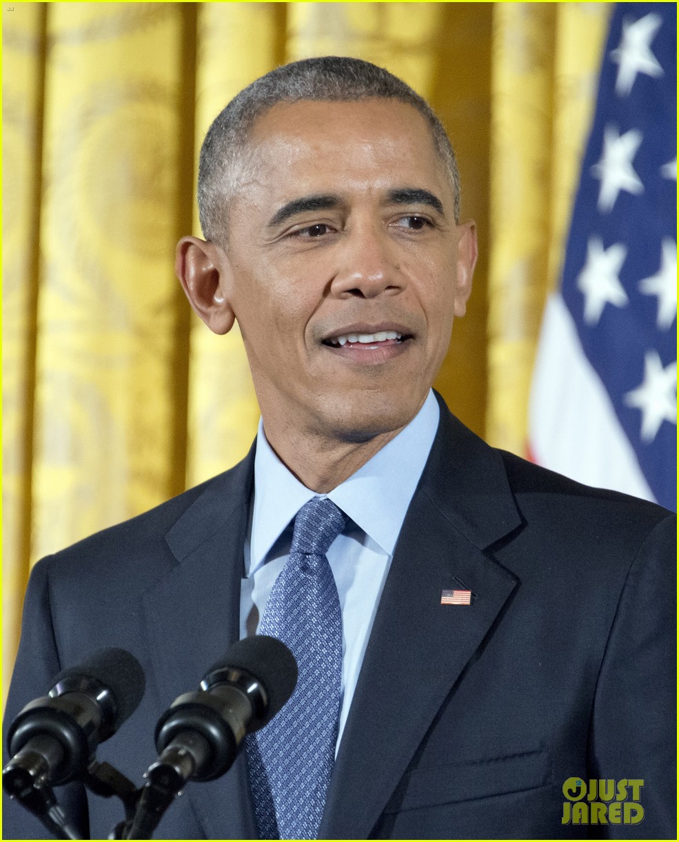 Michelle Obama Holds Hands with Barack at Presidential Medal of Freedom ...