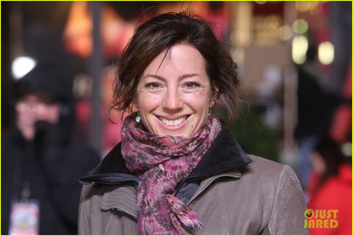 Daya & Grace VanderWaal Rehearse for Tomorrow's Macy's Thanksgiving Day ...