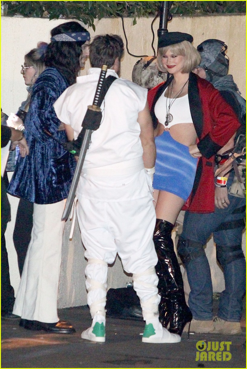 Behati Prinsloo Dresses as 'Pretty Woman' for Halloween Alongside Adam ...