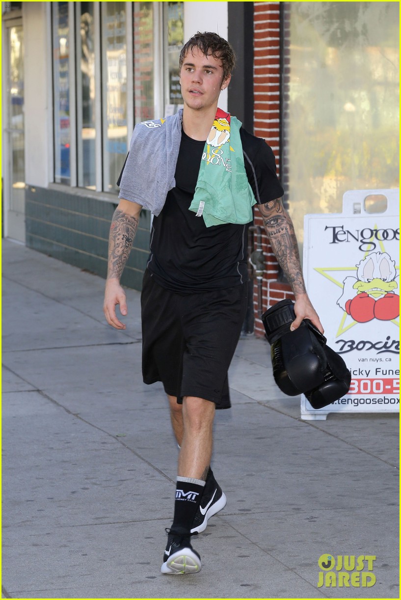 Justin Bieber Is Drenched with Sweat After Boxing Session!: Photo ...