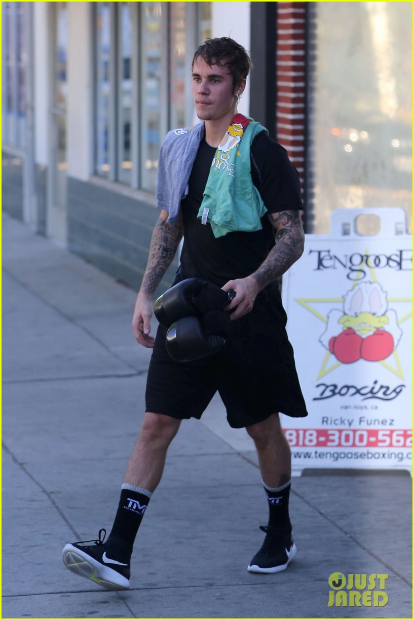 Justin Bieber Is Drenched with Sweat After Boxing Session!: Photo ...