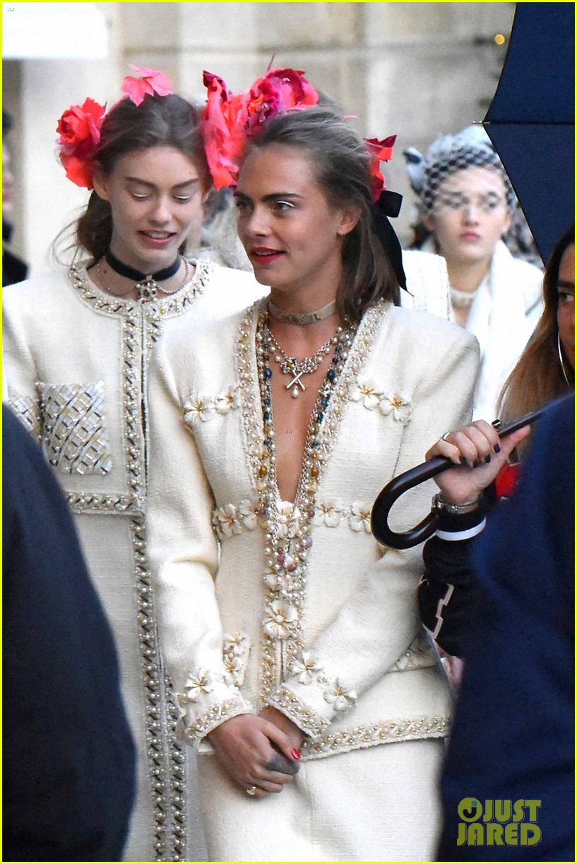 Cara Delevingne Returns to 'Chanel' Runway With Lily-Rose Depp & Sofia ...