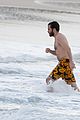 Jake Gyllenhaal Is Shirtless on the Beach to Cheer You Up Today: Photo ...