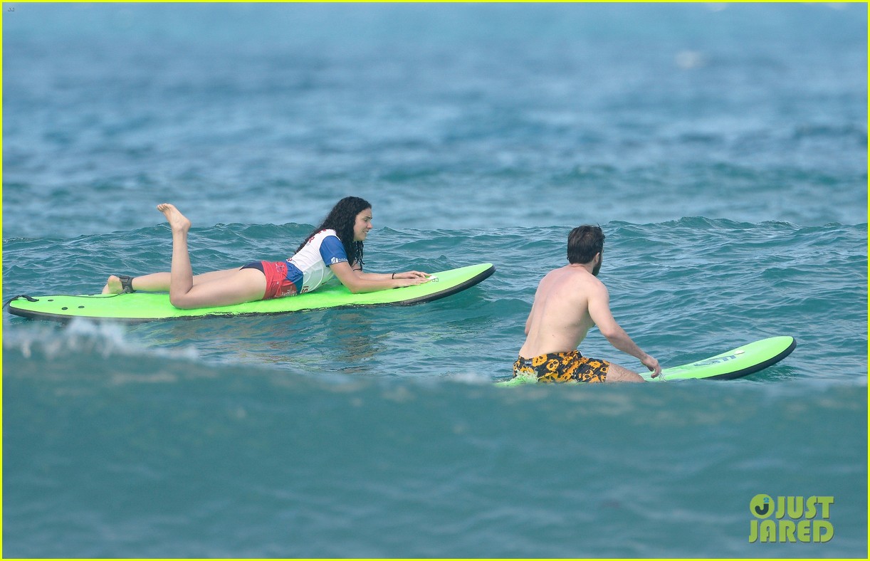 Jake Gyllenhaal Goes Shirtless in St. Barts, Takes a Surfing Lesson with Greta Caruso!: Photo ...