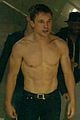 See All of William Moseley's Hot Shirtless Moments on 'The Royals ...
