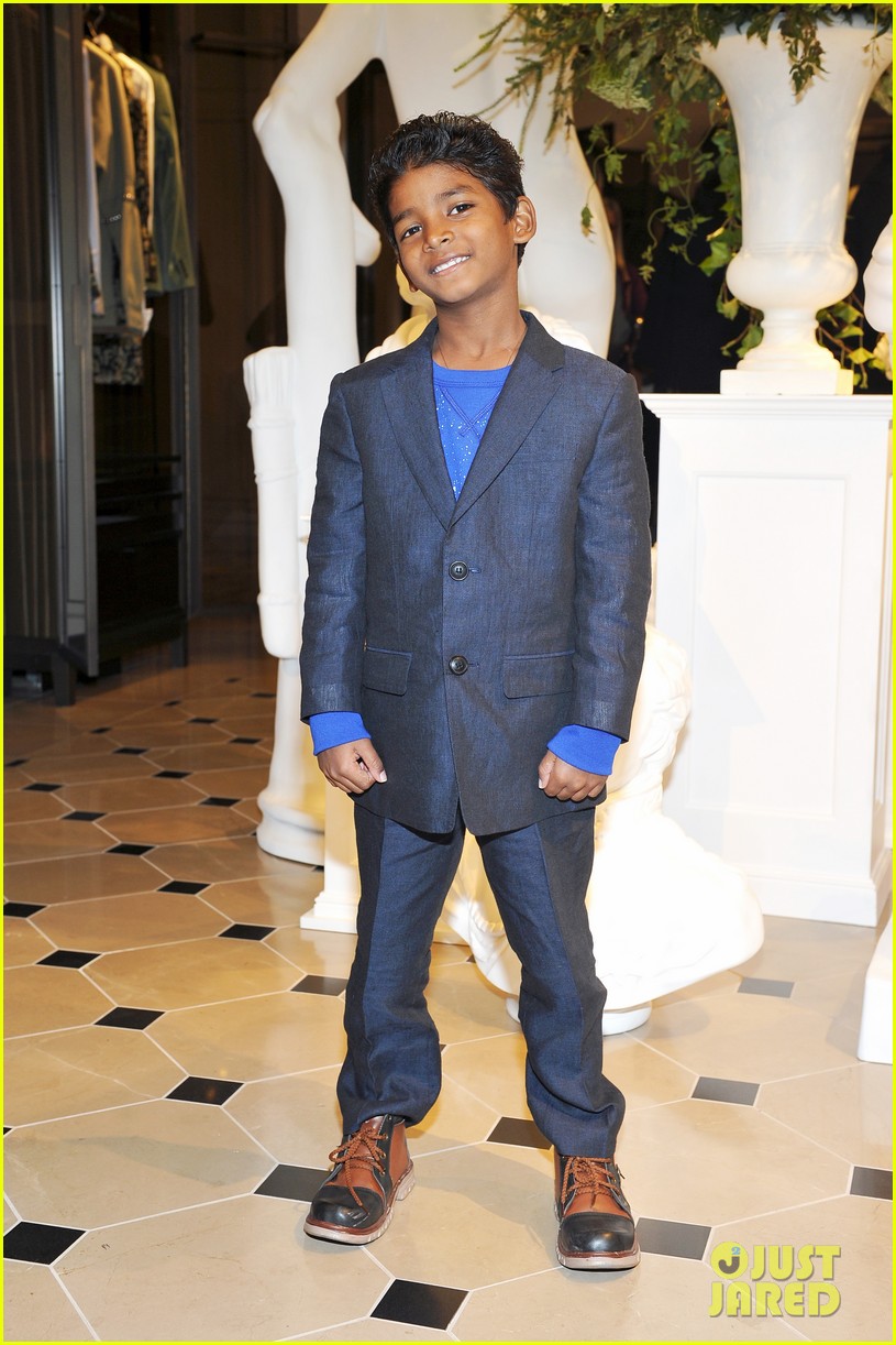 Dev Patel Praises 'Lion' Co-Star Nicole Kidman: 'She Just Went So Deep ...