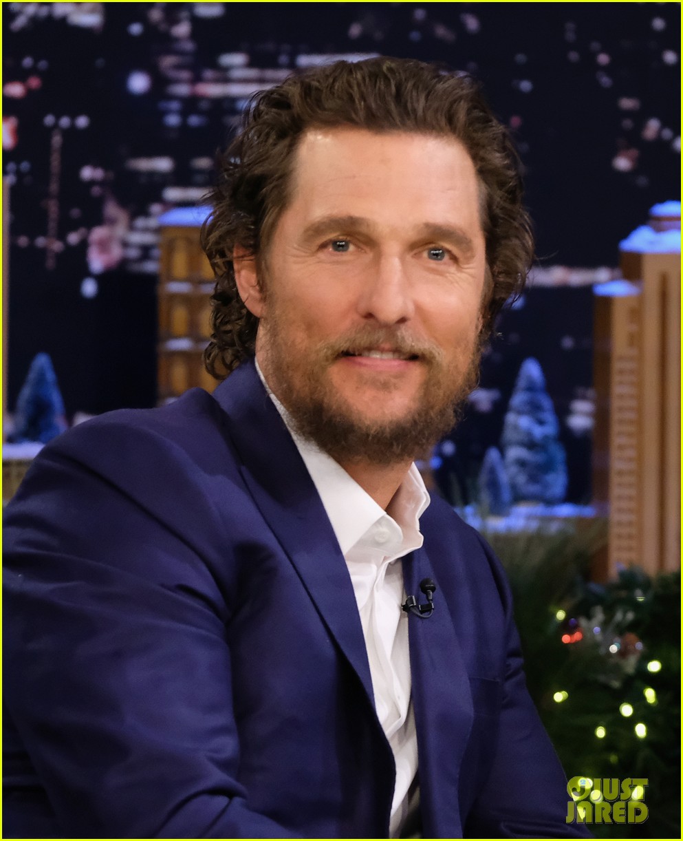 VIDEO: 'Sing' Movie Cast & Jimmy Fallon Sing 'Wonderful Christmastime ...