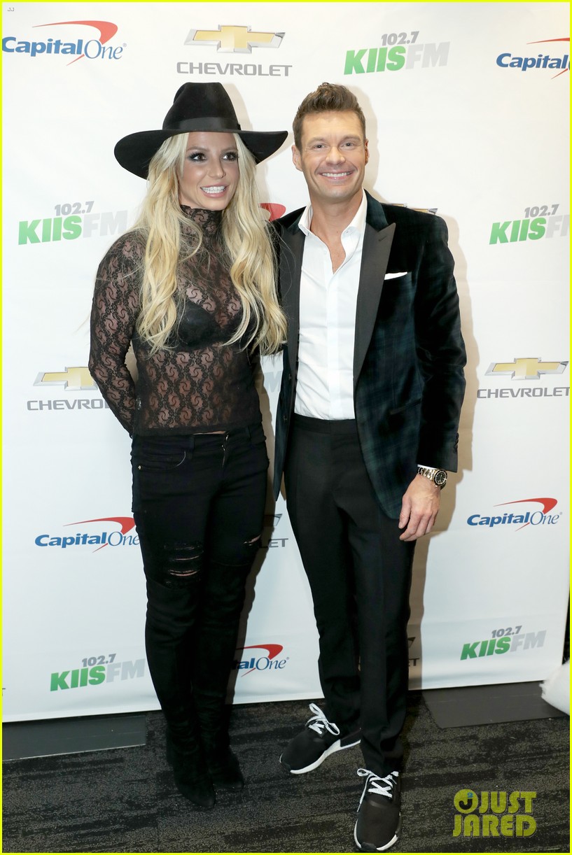 Britney Spears Celebrates 35th Birthday On Stage at Jingle Ball!: Photo ...