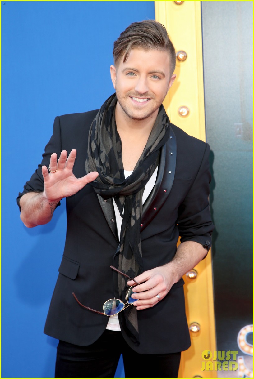 'The Voice' Top 8 Finalists Meet Matthew McConaughey at 'Sing' Premiere ...