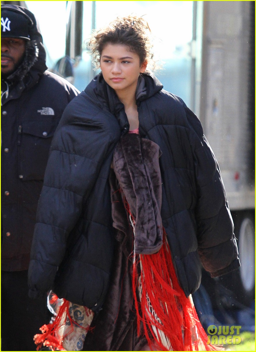 Zendaya Begins Filming 'The Greatest Showman' in Brooklyn: Photo ...