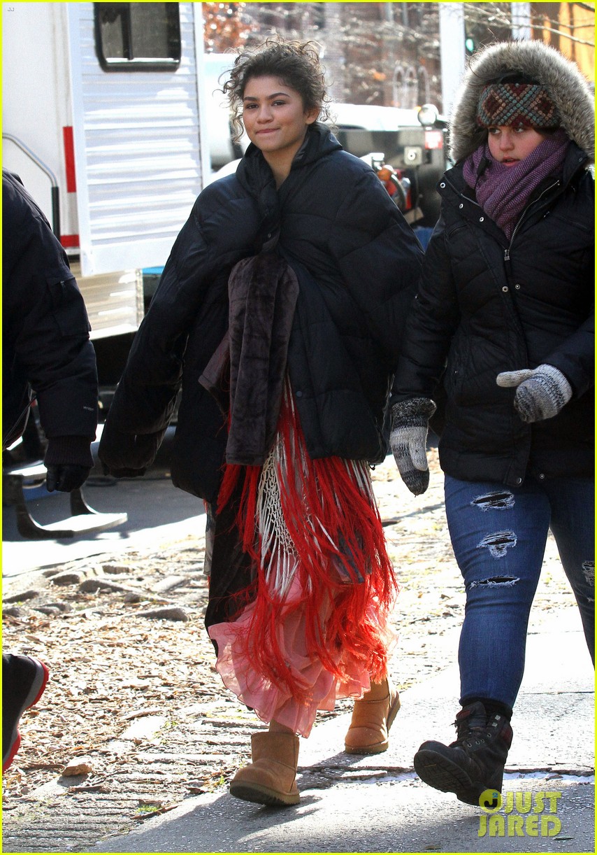 Zendaya Begins Filming 'The Greatest Showman' in Brooklyn: Photo ...