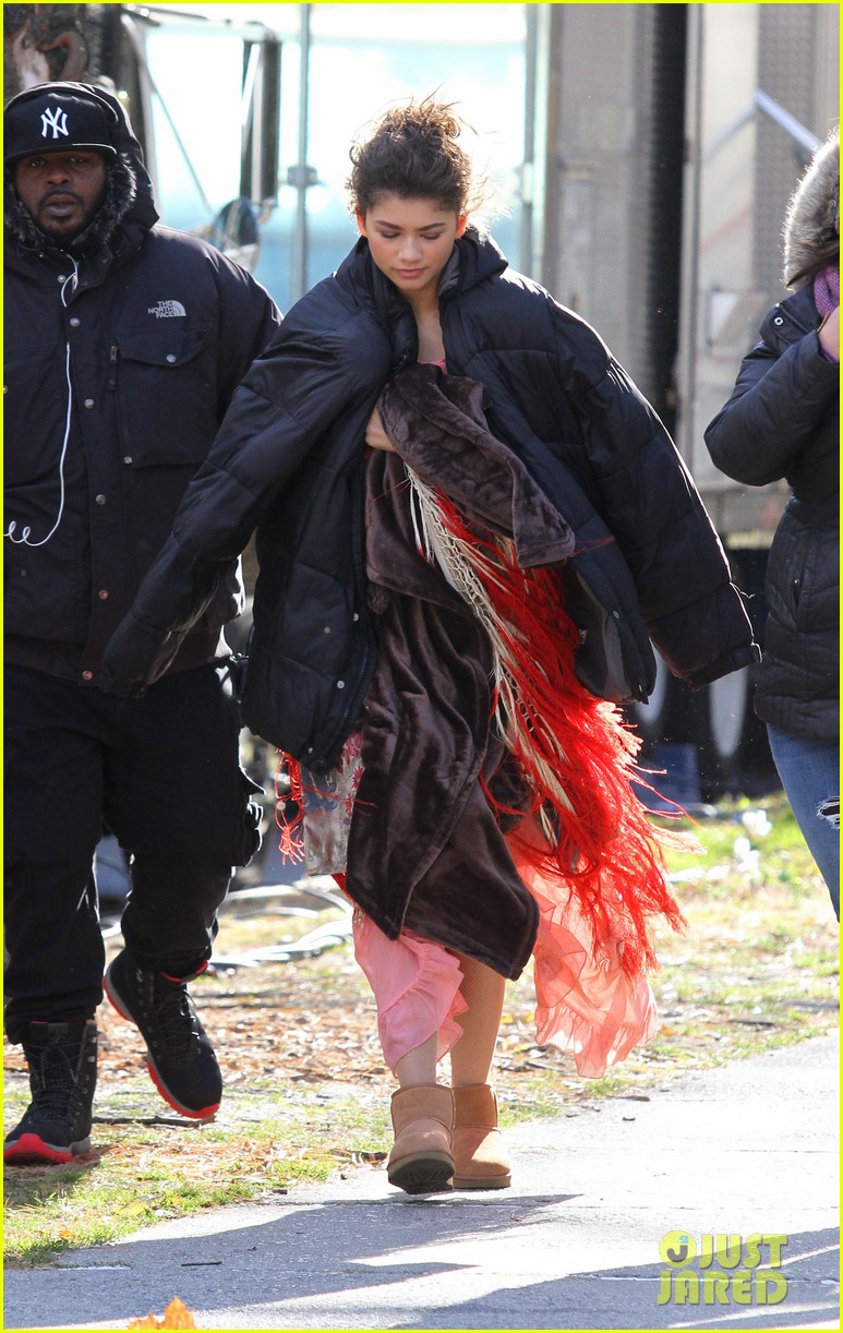 Zendaya Begins Filming 'The Greatest Showman' in Brooklyn: Photo ...