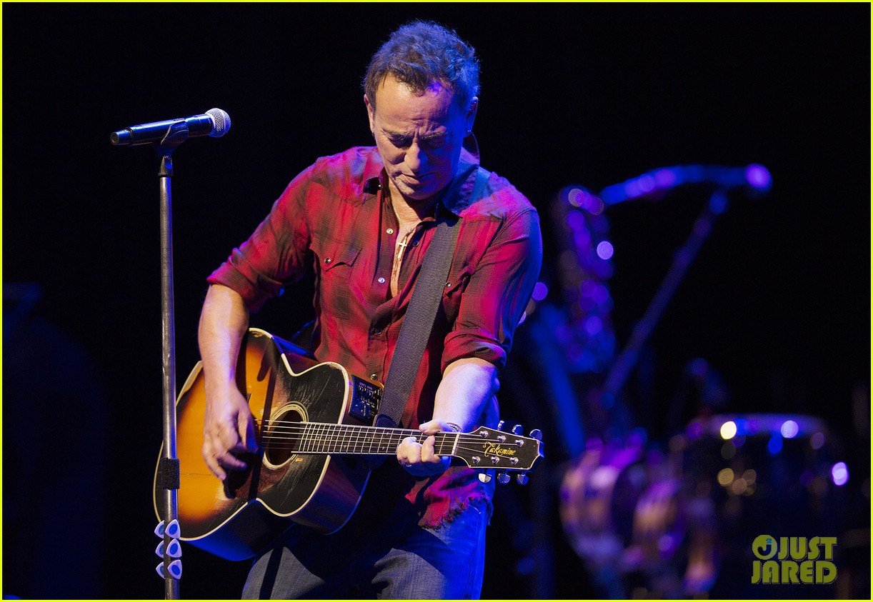 VIDEO: Bruce Springsteen Sends Love to Women's March Participants ...