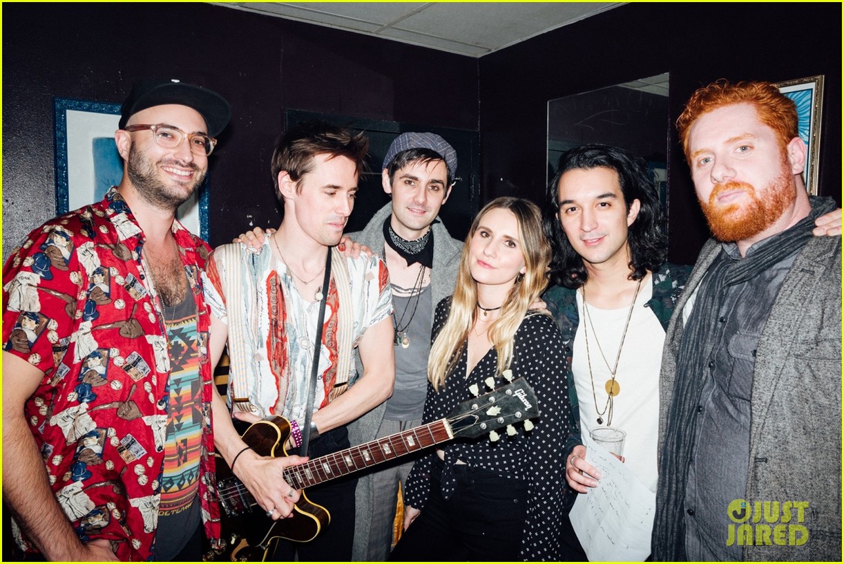 Zane Carney Gets Sibling Support at His L.A. Concert!: Photo 3849016 ...