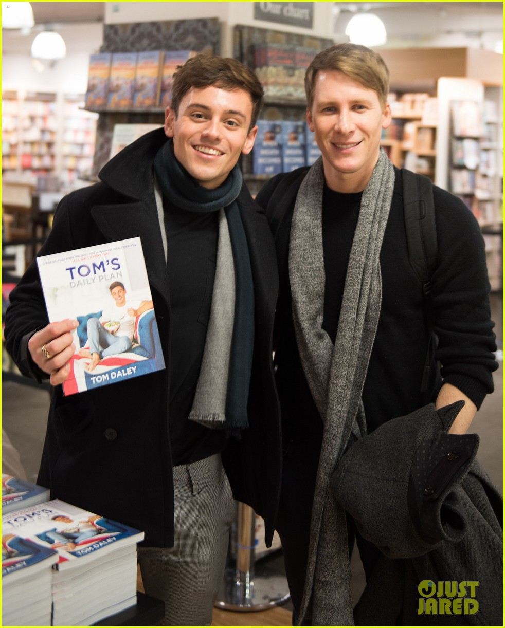Tom Daley & Dustin Lance Black Are Getting Married in 2017!: Photo ...