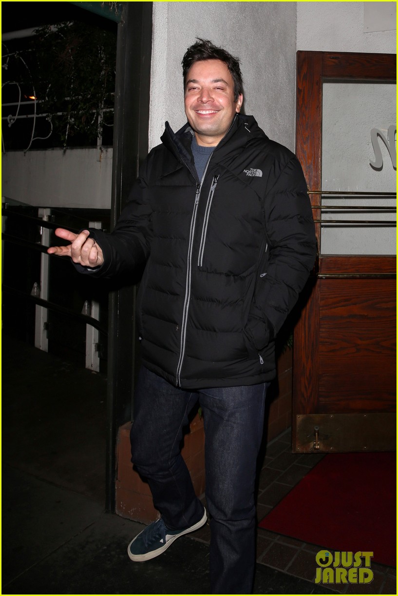Jimmy Fallon Arrives in LA Ahead of the Golden Globes!: Photo 3836259 ...
