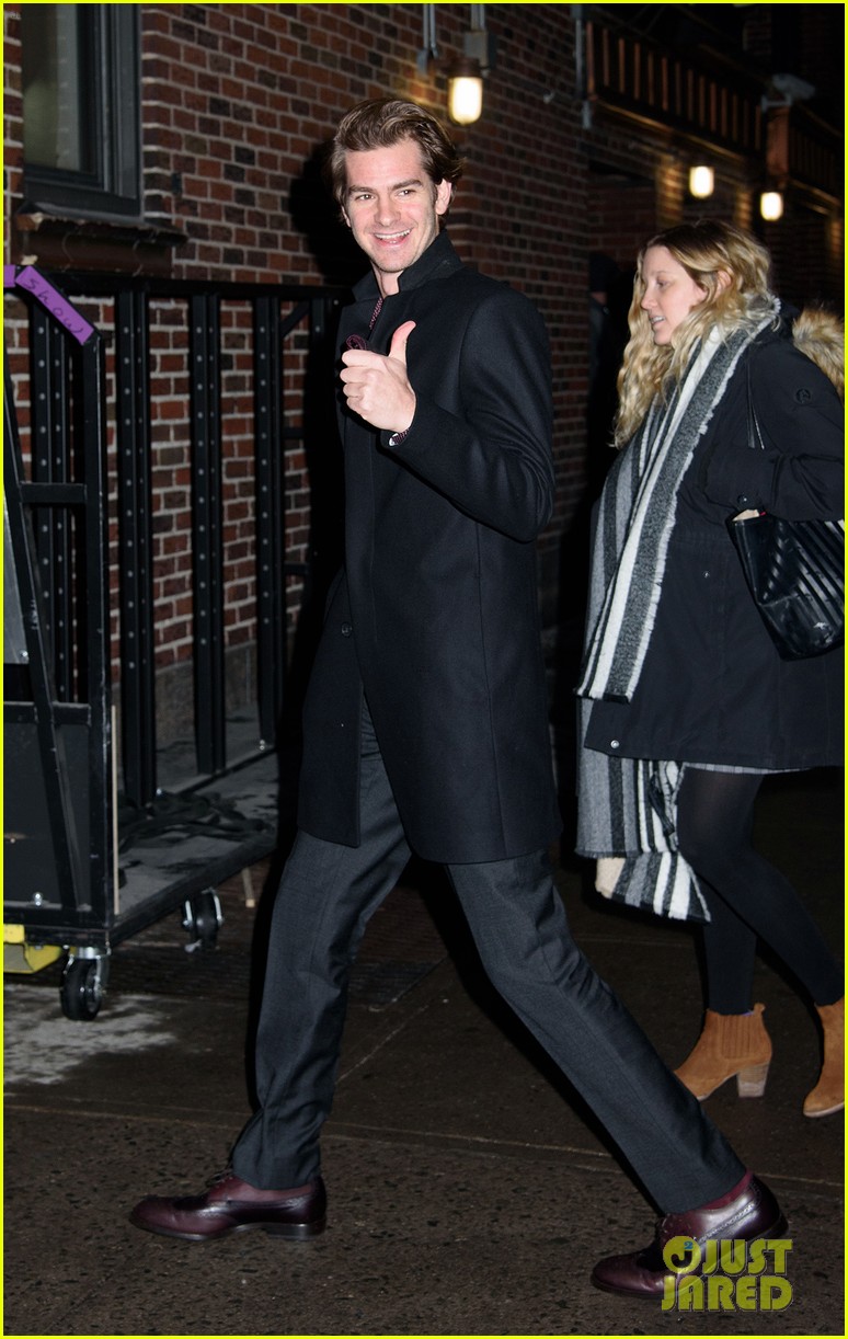 VIDEO: Andrew Garfield Kisses Stephen Colbert Twice On 'The Late Show ...