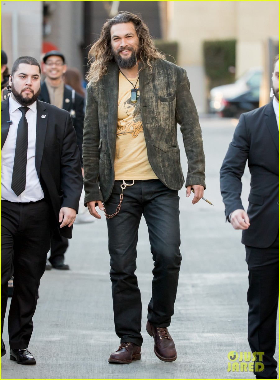 VIDEO: Jason Momoa Shows Off His Axe Throwing Skills On 'Jimmy Kimmel ...