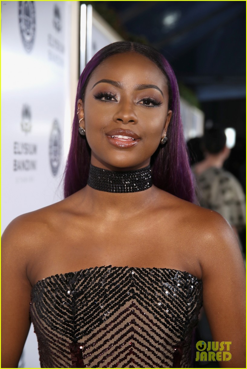 Chrissy Teigen & John Legend Join Evan Ross & Ashlee Simpson at Art of ...