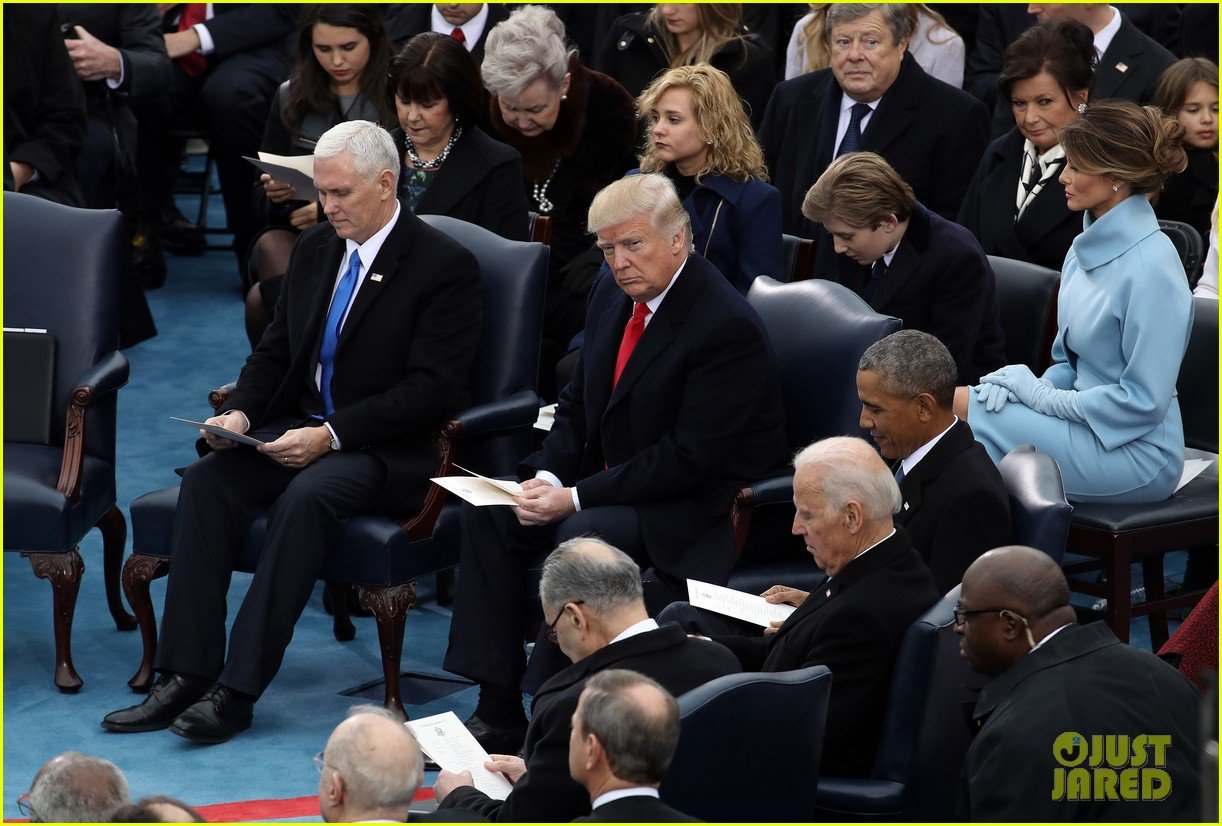 VIDEO: Donald Trump Sworn In as President of the United States: Photo ...