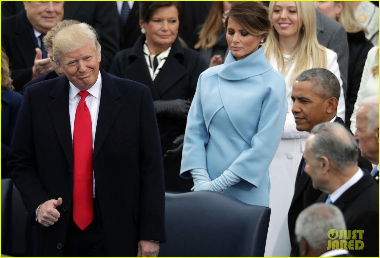 VIDEO: Donald Trump Sworn In as President of the United States: Photo ...