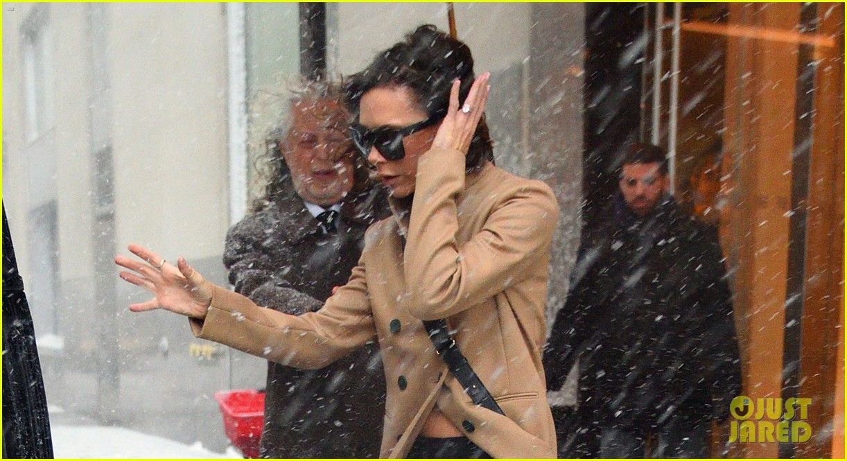 Victoria Beckham Braves Snow Storm for NYFW Work Day: Photo 3855983 ...