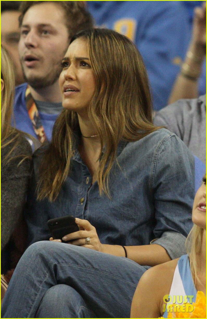 Caitlyn Jenner & Jessica Alba Sit Courtside at UCLA Game: Photo 3862507 ...