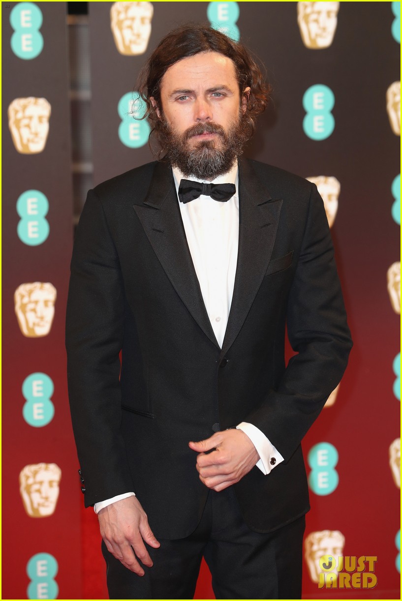Casey Affleck Takes Home Best Actor at BAFTAs 2017!: Photo 3858051 ...