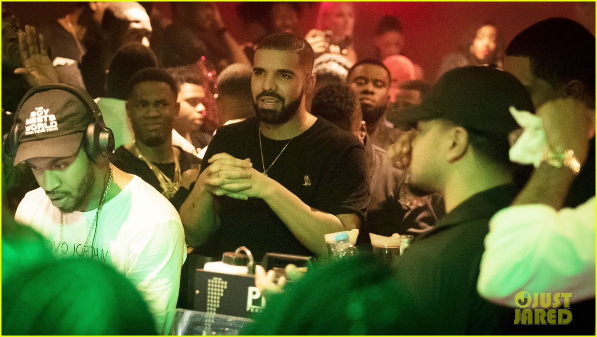 Drake Drops $30K During Secret Performance & Party for Close Friends ...