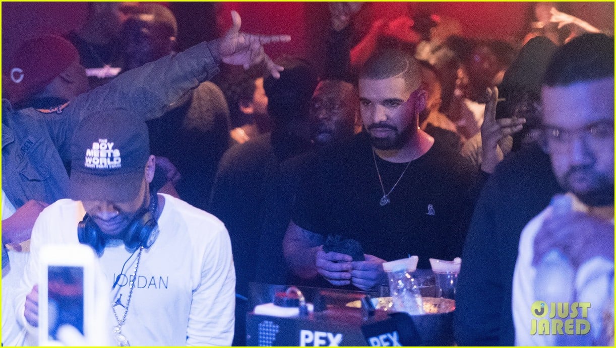 Drake Drops $30K During Secret Performance & Party for Close Friends ...