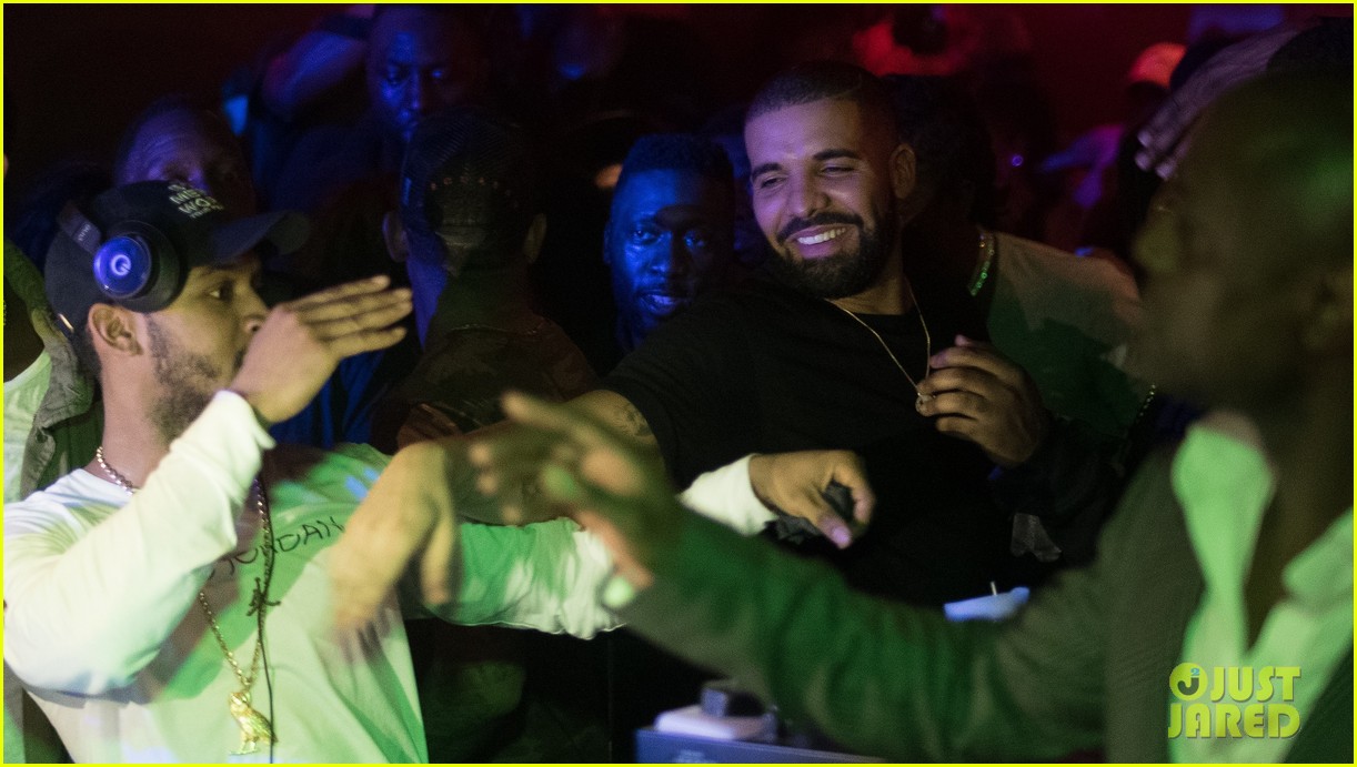 Drake Drops $30K During Secret Performance & Party for Close Friends ...