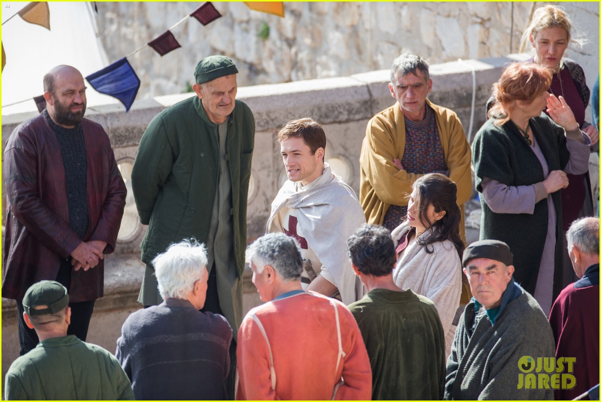 Taron Egerton Spotted as 'Robin Hood' in First Set Photos!: Photo ...